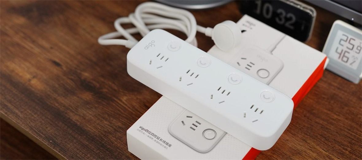 四位分控互不影响，aigo插线板AC0404低价高质很实用 - 太火鸟-B2B工业设计与产品创新SaaS平台